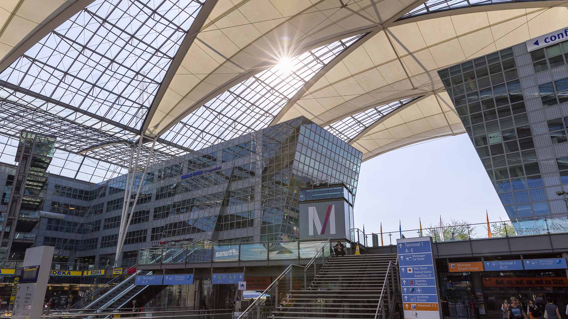 Minhen aerodrom | Red letenja Franc Jozef Štraus Munich | Abago